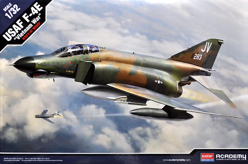 Academy 12133 USAF F-4E Vietnam War