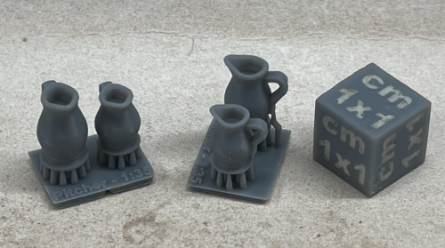 EMP3D 35060307 Dzbanek z wodą - 2 różne sztuki