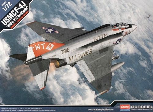 Academy 12556 F-4J VFMA-232 Red Devils