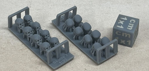 EMP3D 72990101 Czaszki pełne (8 sztuk)