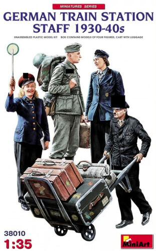 MiniArt 38010 German Train Station Staff 1930-40s