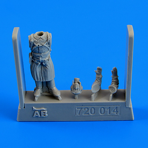 Aerobonus 720014 Russian Pilot WWII Figurines