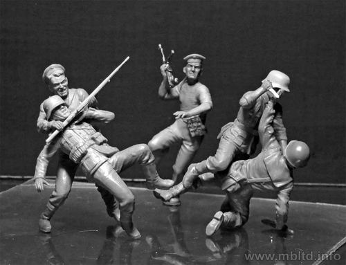 Master Box 35152 Soviet Marines and German Infantry, Hand-to-hand Combat, 1941-1942. Eastern Front Battle Series, Kit No. 2