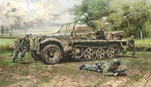 Italeri 6561 Sd.Kfz. 10 Demag D7 with German Paratroops