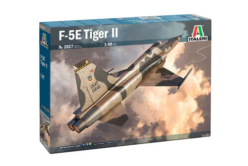 Italeri 2827 F-5E Tiger II