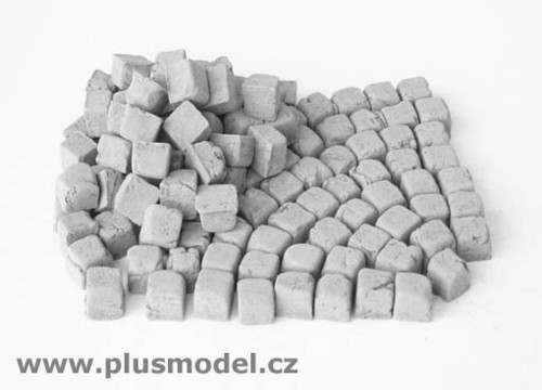 Plus Model 136 Paving stones, small ? granite