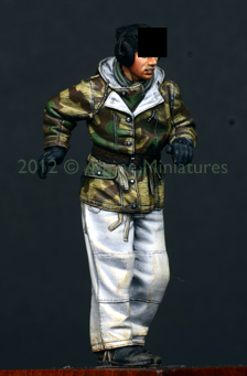 Alpine Miniatures 35130 German Panther Commander #1