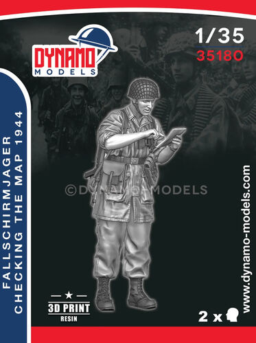 Dynamo-Models 35180 German WWII Fallschirmjaeger Checking the map (Normandy 1944)