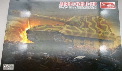 Amusing Hobby 35A017 Jagdpanzer E-100