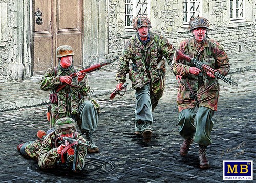 Master Box 35145 German Paratroopers. WW II era