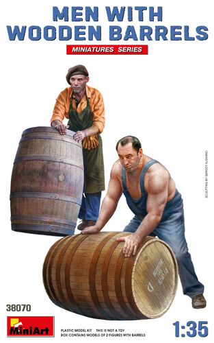 MiniArt 38070 Men With Wooden Barrels