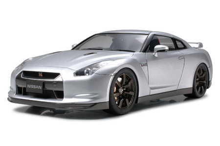 Tamiya 24300 Nissan GT-R