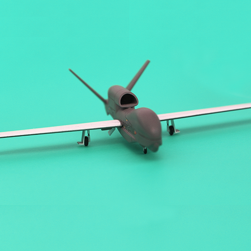 Miniwing 311 Northrop Grumman RQ-4 B Global Hawk NATO (1 plastic kit in bag - 1 decal version)