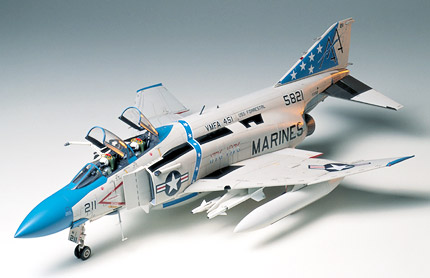 Tamiya 60306 McDonnell F-4J Phantom II