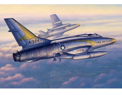 Trumpeter 02838 North American F-100C Super Sabre