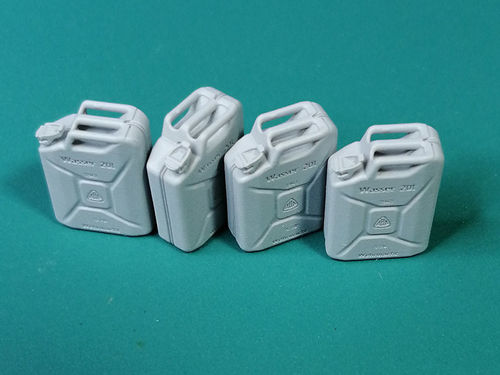 Eureka XXL E-048 WW II German Jerrycans for Water