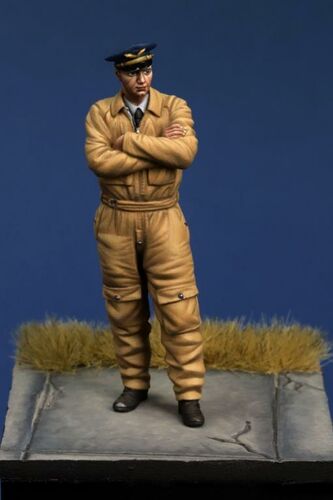 The Bodi Miniatures 35198 French Pilot (WW II) No. 1