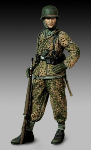 Royal Model di R. Reale 918 German soldier with rifle