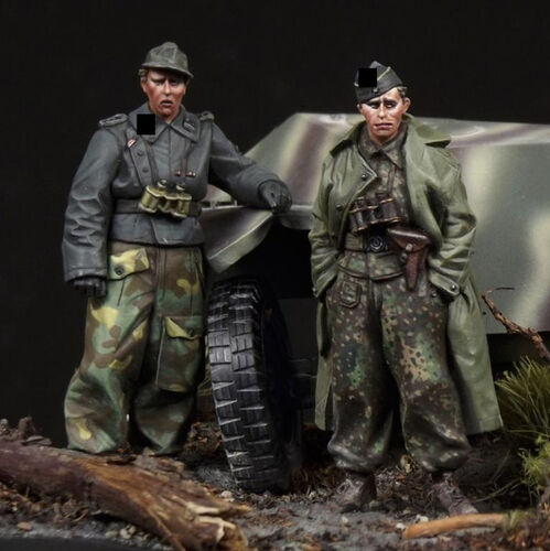 The Bodi Miniatures 35082 SS panzer recon crew
