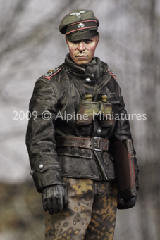 Alpine Miniatures 35075 Joachim Peiper in the Ardennes