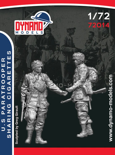 Dynamo-Models 72014 U.S. Paratroopers Sharing Cigarettes