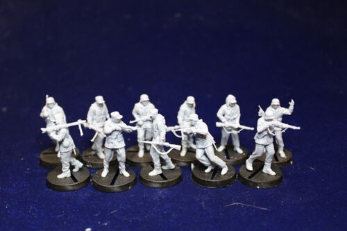 Peddinghaus-Decals 72F084 German Soldiers Walking In Winter Clothing (11 Figures)