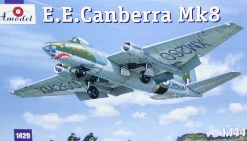 A-Model 01429 British bomber E.E. Canberra Mk.VIII