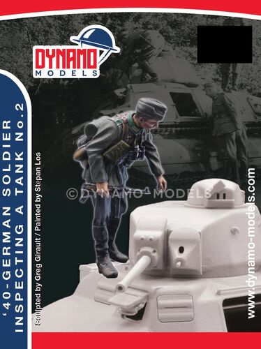 Dynamo-Models 48044 '40 - German Soldier Inspecting A Tank No. 2