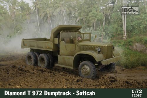 IBG 72087 Diamond T 972 Dumptruck - Softcab