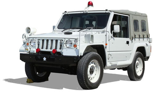 Trumpeter 05518 JGSDF Mitsubishi type 73 Light Truck (Military Police)
