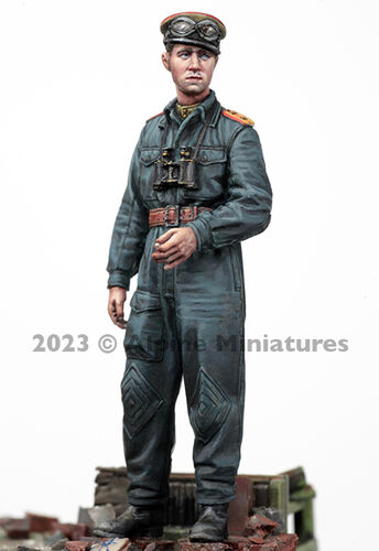 Alpine Miniatures 35307 WW2 Soviet Tank Officer #2