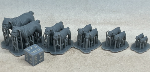 EMP3D 72130104 Psy - buldog - 2 sztuki mniejszy/ większy