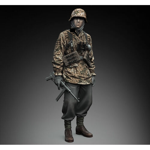 Royal Model di R. Reale 1000 German WWII SS Soldier with MP-40