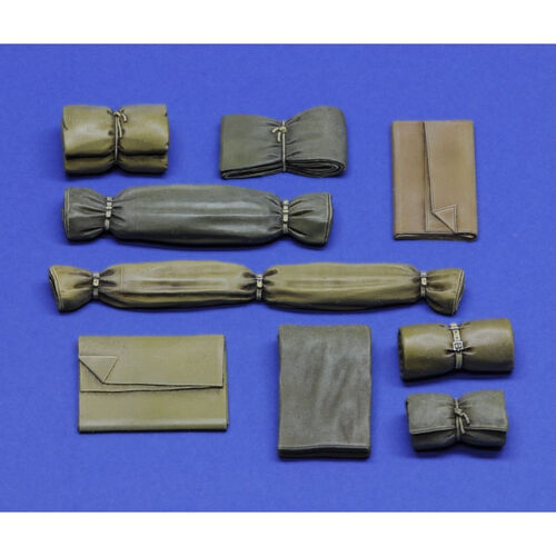 Royal Model di R. Reale 1063 Tentpacks and Bedrolls Part 2