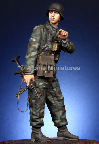 Alpine Miniatures 35278 WSS Grenadier Officer "HJ"