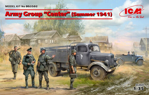 ICM DS3502 Army Group "Center" (Summer 1941) Kfz.1, Typ L3000S, German Infantry (4 figures), German Drivers (4 figures)