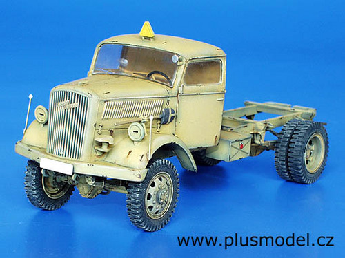 Plus Model 156 Opel 4 x 4 - chassis