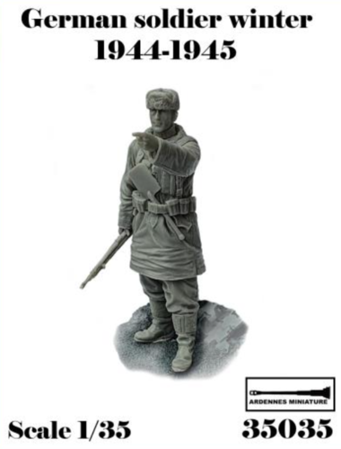 Ardennes Miniature 35035 German soldier winter 1944-1945