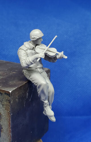 Djiti's production 35095 IDF soldier playing violon