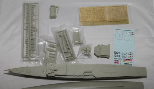 Orange Hobby N03-070-628 USS Robert E. Peary FF-1073