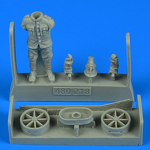 Aerobonus 480218 German or Autro-Hungarian WWI aircraft mechanic with cart Plastic bag