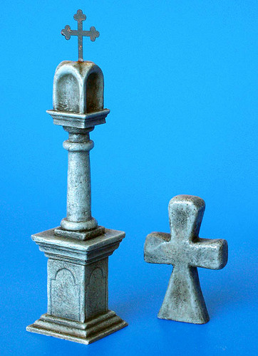 Plus Model 172 Stone Column with Peace-Offering Cross