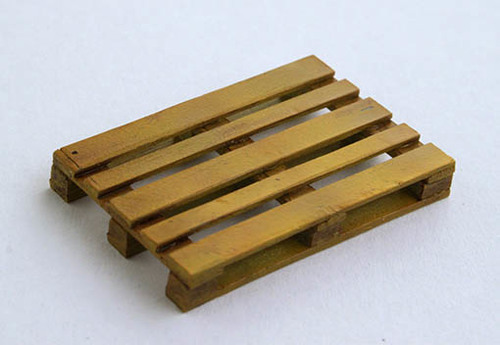 Plus Model EL036 Wooden pallet