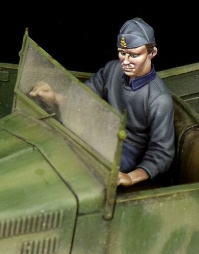 The Bodi Miniatures 35091 Italian driver for 508 CM Coloniale WWII