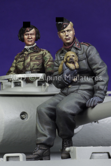 Alpine Miniatures 35089 German Panzer Crew Set (2 figs)
