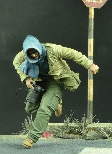 D-DAY miniature studio 35096 "Andreja" - The War Correspondent, Modern Times