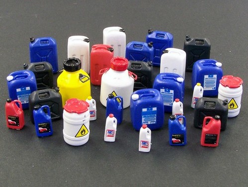 Plus Model 468 Plastic cans