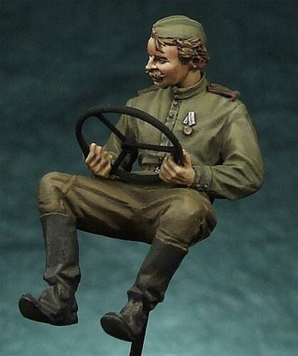 The Bodi Miniatures 35022 Russian jeep driver