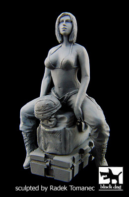 Black Dog F35062 US Woman Soldier
