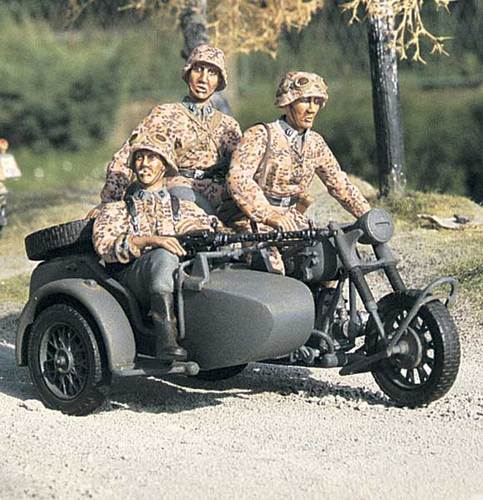 M-Model 35014 BMW R75 with Sidecar - Team